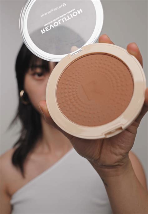 Makeup Revolution REVOLUTION MEGA BRONZER - Bronzer - warm/braun ...