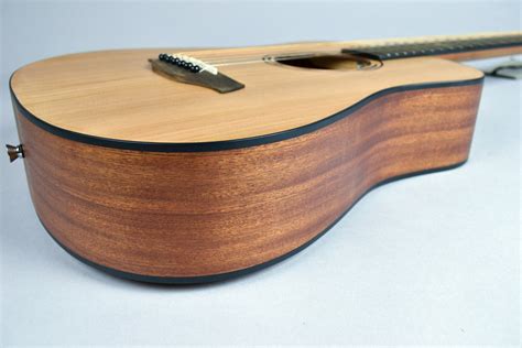 Baton Rouge AR11C/TB ミニギター 570mmスケール カナディアンシダー単板 バトンルージュ | 島村楽器オンラインストア