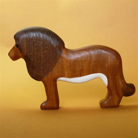 Wooden lion figurine - Lion toy - Wooden animals - Wooden to - Inspire ...
