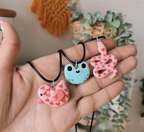 Handmade Jewelry Diy, Diy Crafts Jewelry, Polymer Clay Jewelry, Clay ...
