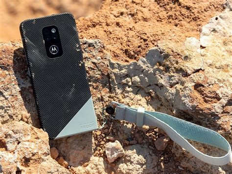 Motorola Defy 2021 llega a México: el regreso de una leyenda ahora como ...