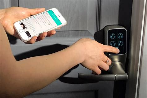 How To Use A Smart Lock | Robots.net
