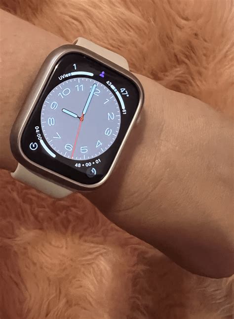 My first Apple Watch; Starlight series 8 45mm. Wearing a Spigen case ...